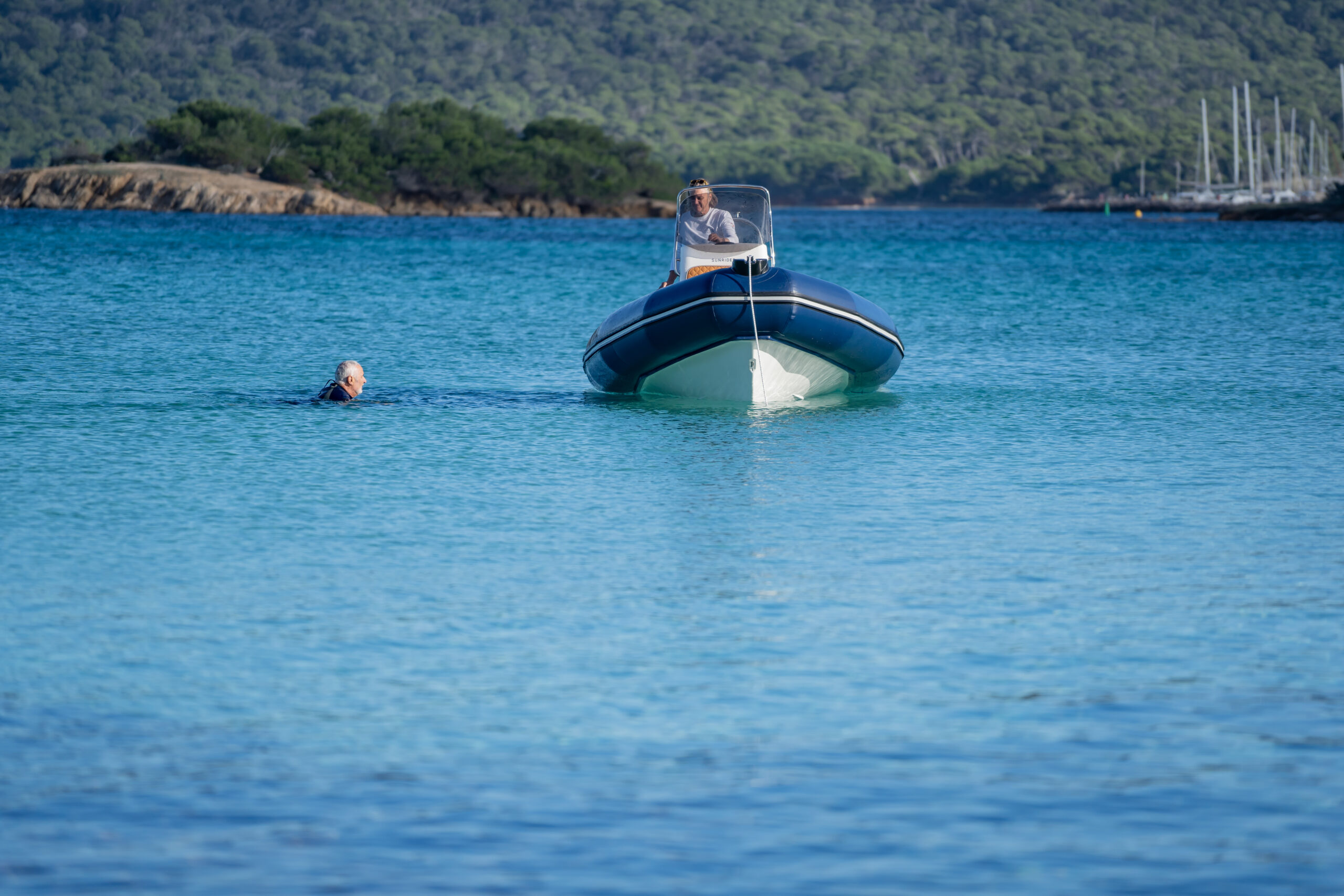 Sunrider 550 Blue Story – Bombard – Bateaux pneumatiques et semi-rigides